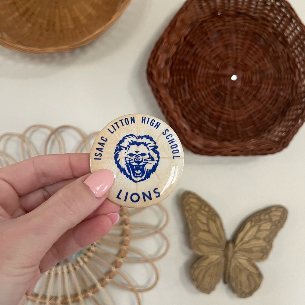 Vintage Lions Isaac Litton High School 70s 80spin - Gem